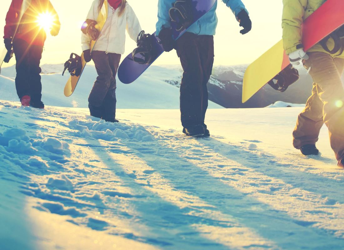 10 Best Snow Gear Brands and Why We love them! - Snowscene